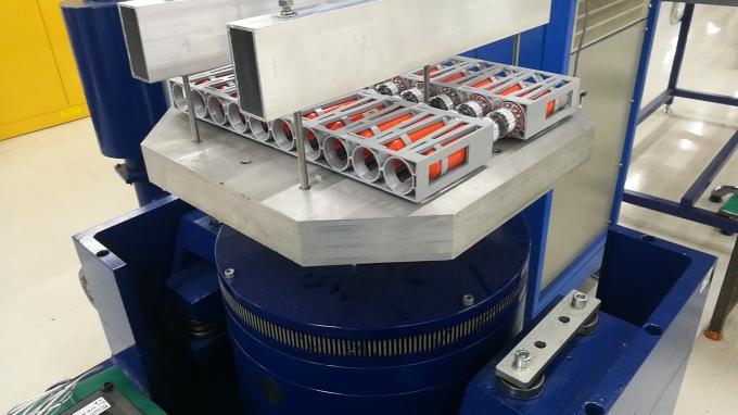 ISO 2247: 2000 3000N Vibration Shaker System อุปกรณ์ทดสอบอิเล็กทรอนิกส์
